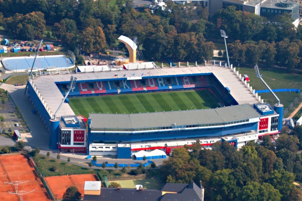 Doosan Aréna Plzeň | ALUFORES Plzeň